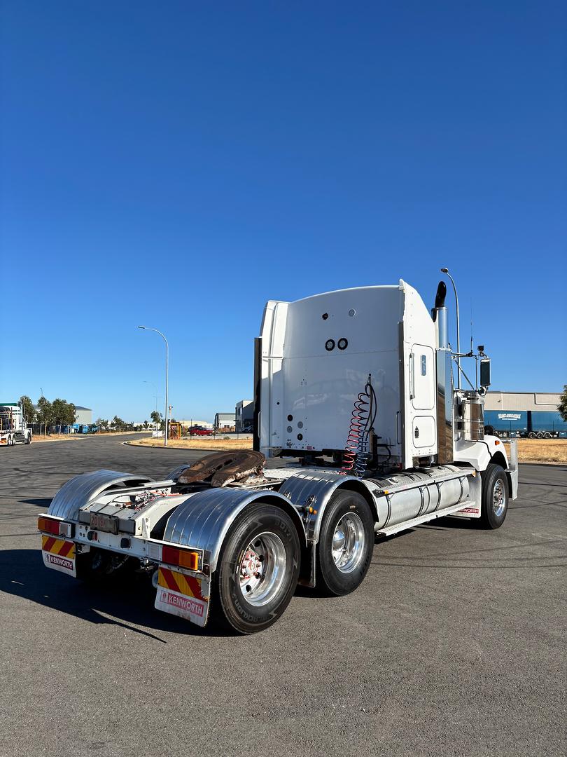2009 Kenworth T408 Sar - WAKEFIELD TRUCKS